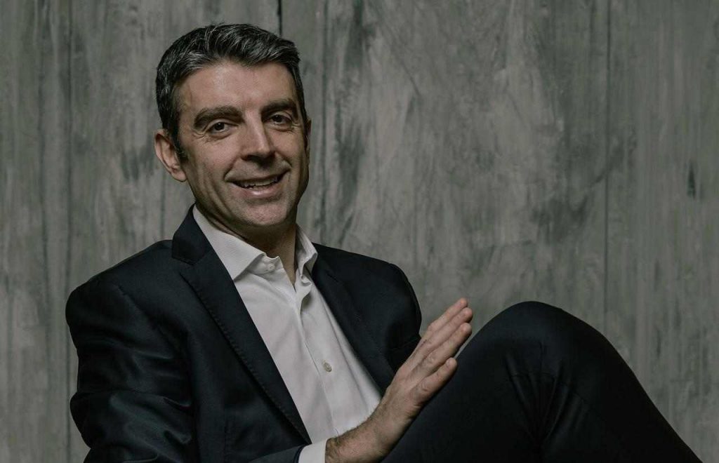 Federico Basso torna in tournée con “Profilo Basso”: da Milano parte lo ...